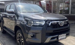 Buy used toyota hilux black car in nuku'alofa in tongatapu - tongacars